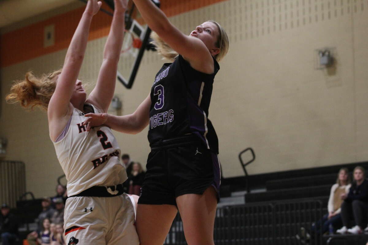 The Pirates fell to Caro, still in search of their first victory