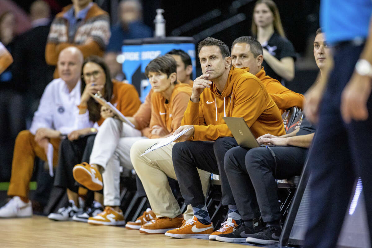 Texas Longhorns volleyball advances to NCAA championship game