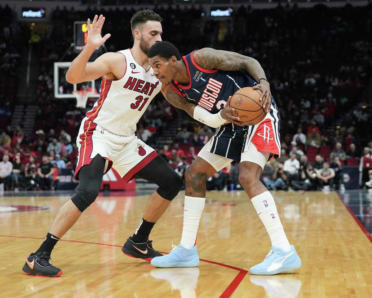 Houston Rockets show both sides of its defense in loss to Heat