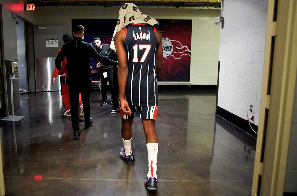 Houston Rockets show both sides of its defense in loss to Heat