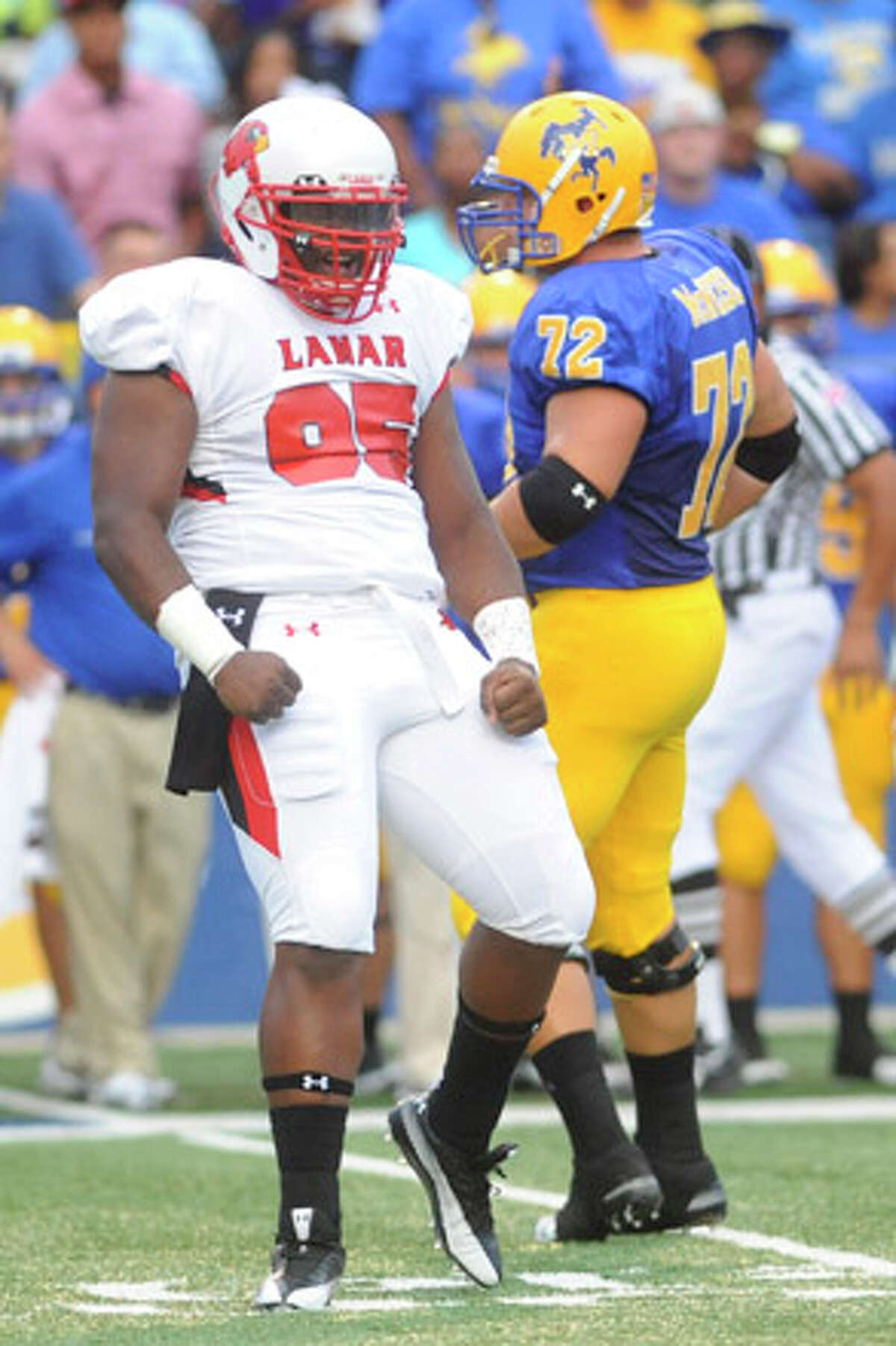 Lamar falls to McNeese 30-27 in season opener