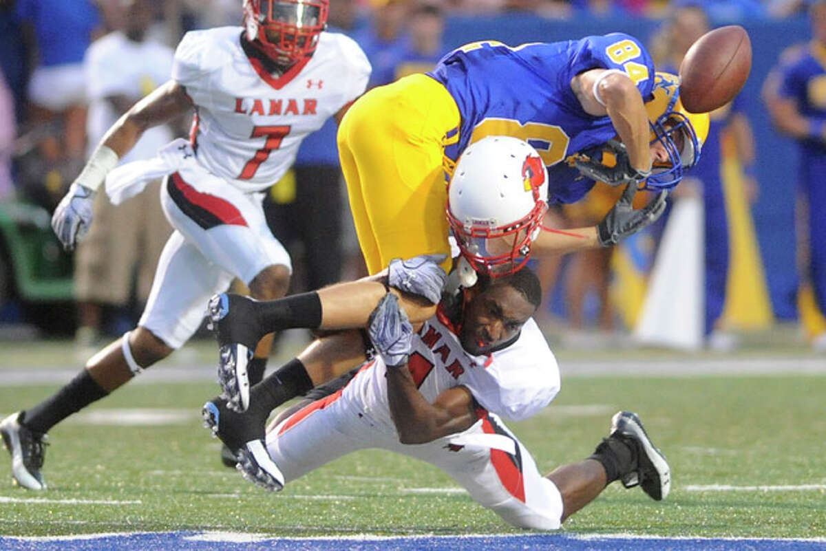 Lamar falls to McNeese 30-27 in season opener