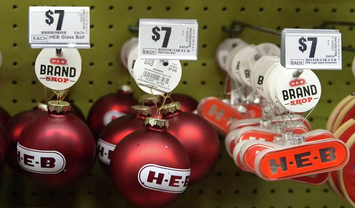 Last minute holiday shopping: 25 H-E-B gifts to complete your list