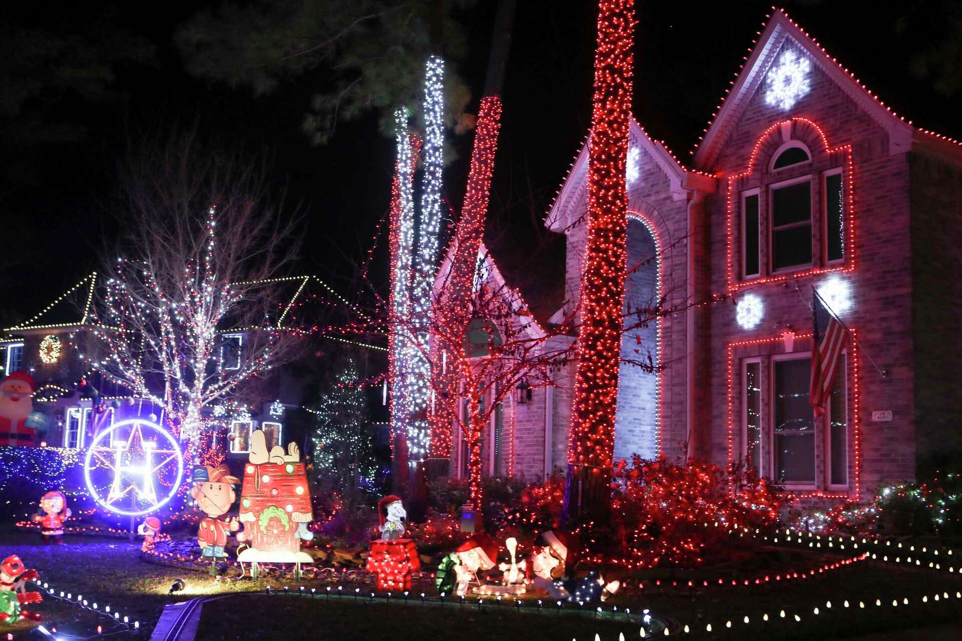 Where to see Montgomery County’s most festive holiday light displays