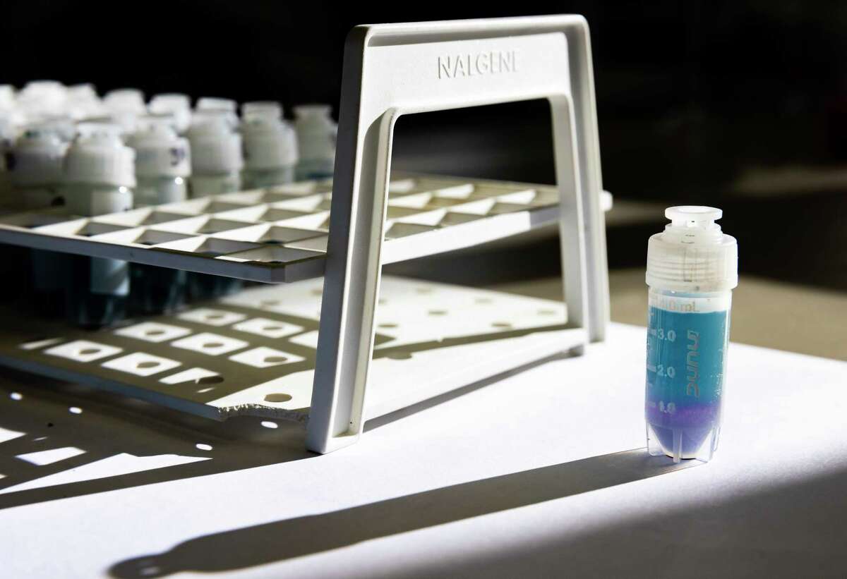 Houston companies send cremated remains, crystallized DNA into space