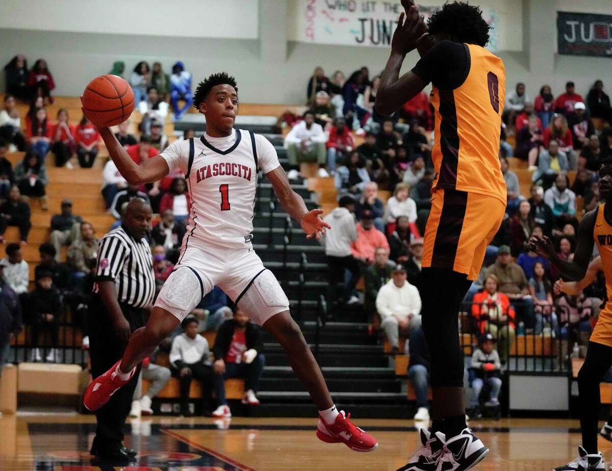 Atascocita Eagles drop district opener to Beaumont United