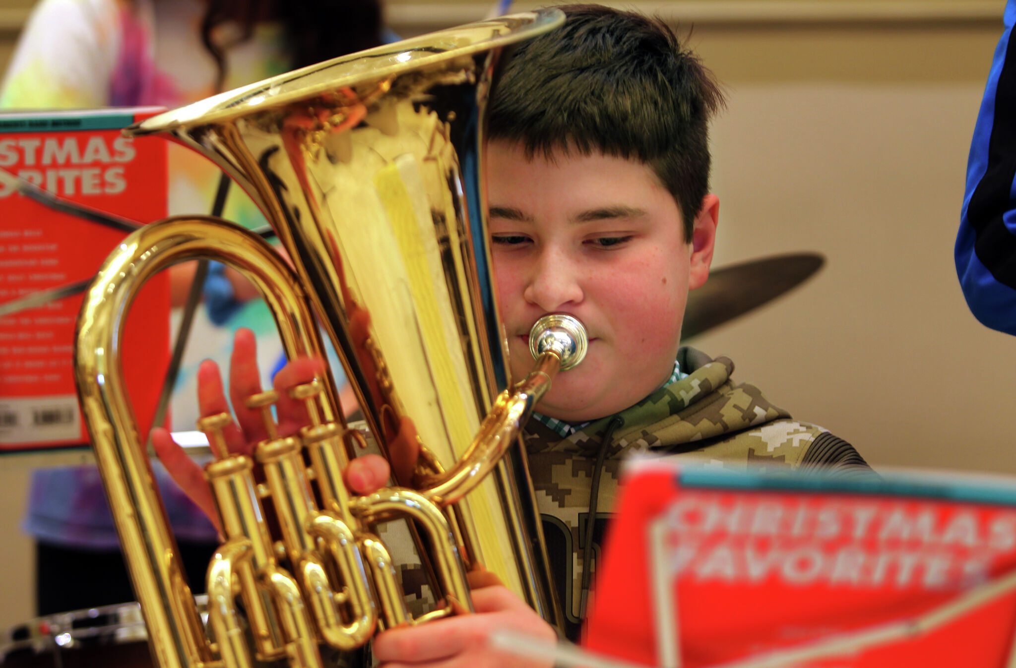 Eastern Middle School ensembles hold holiday concert