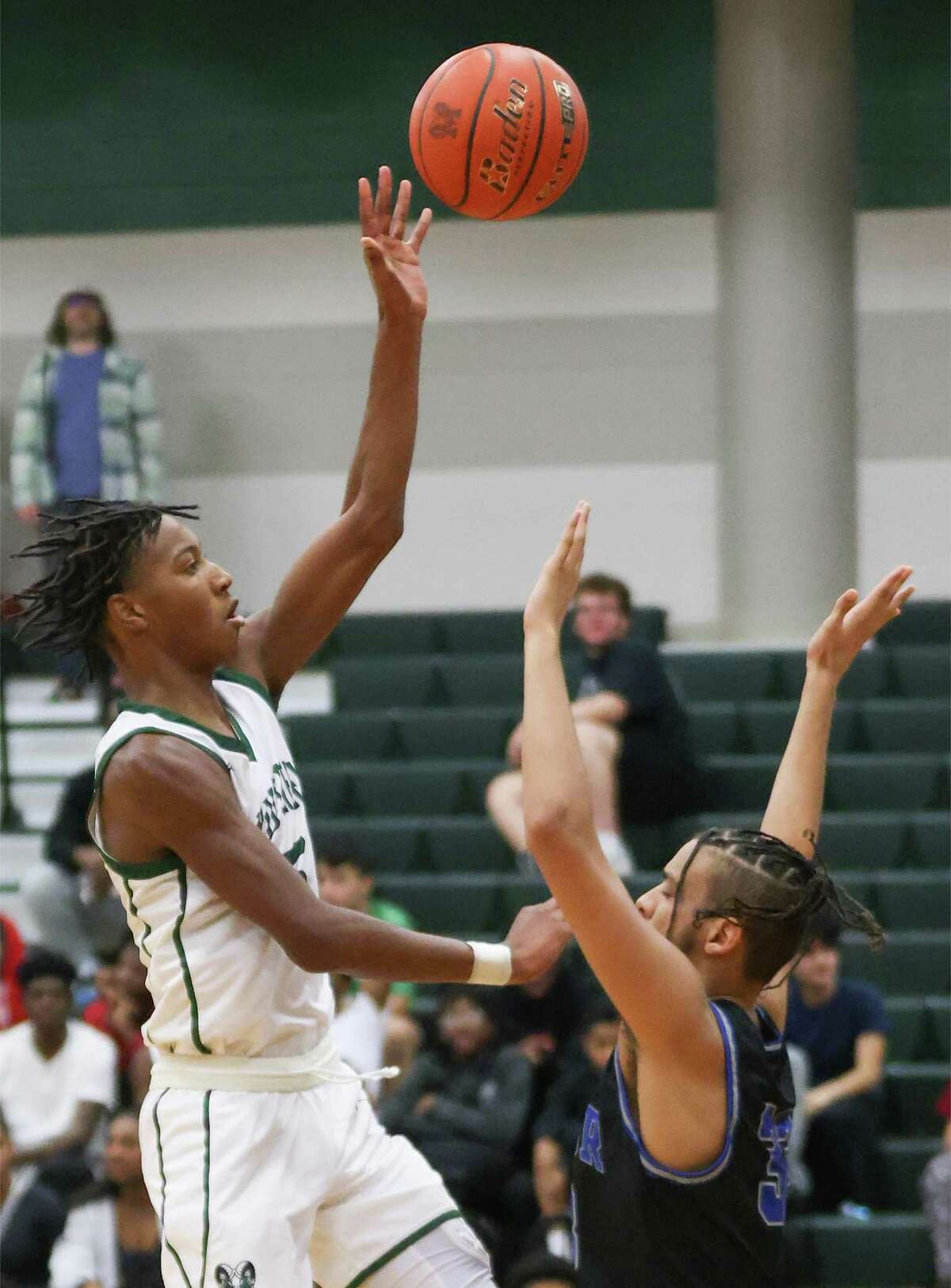 Katy Taylor Mustangs get past Mayde Creek Rams with late bucket