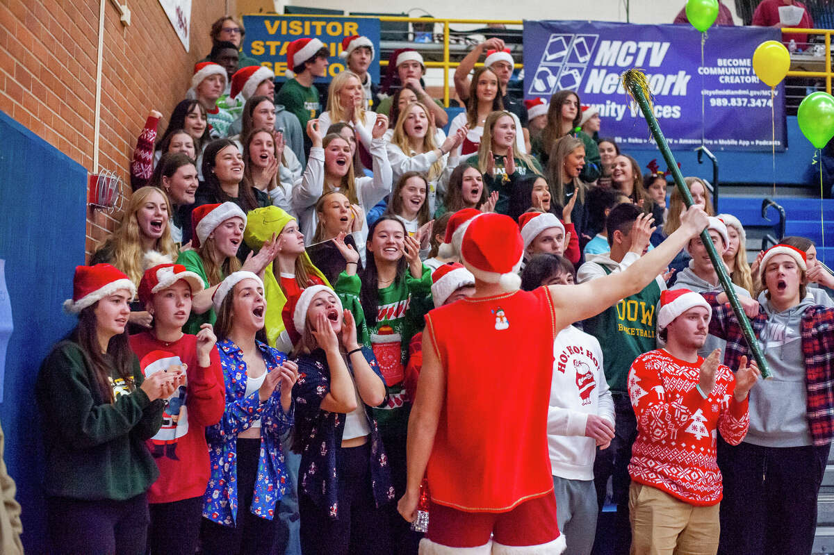 PHOTOS: Cheering for Dow, Midland high school basketball