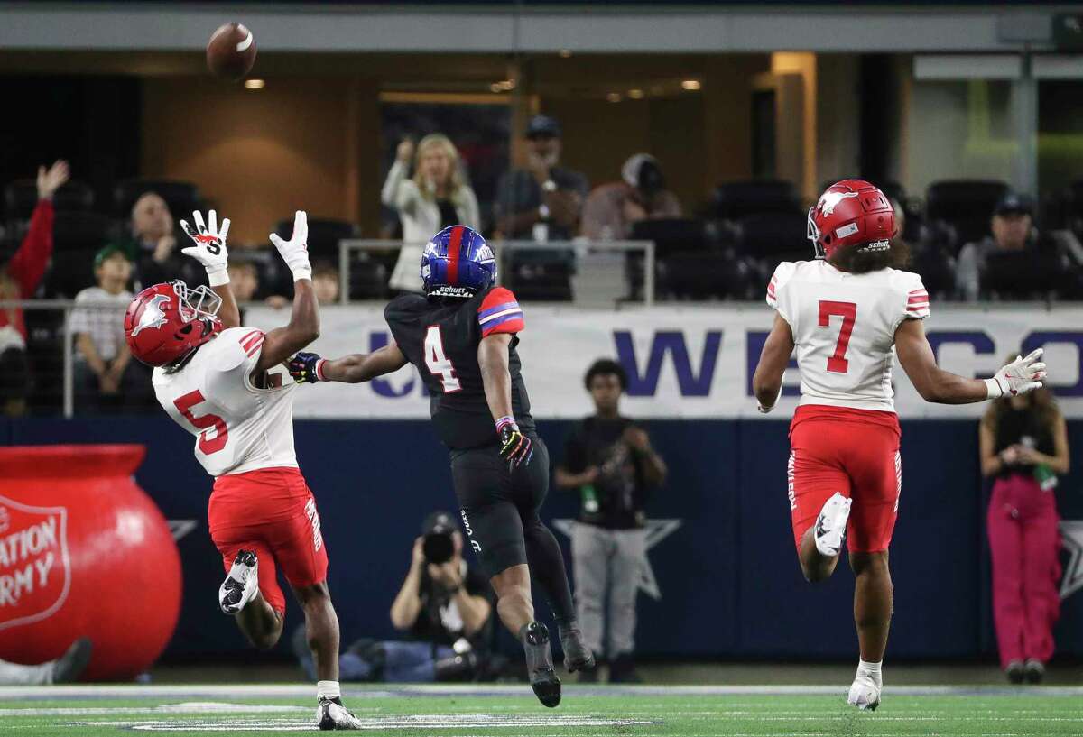North Shore Mustangs fall to Duncanville Panthers in state final