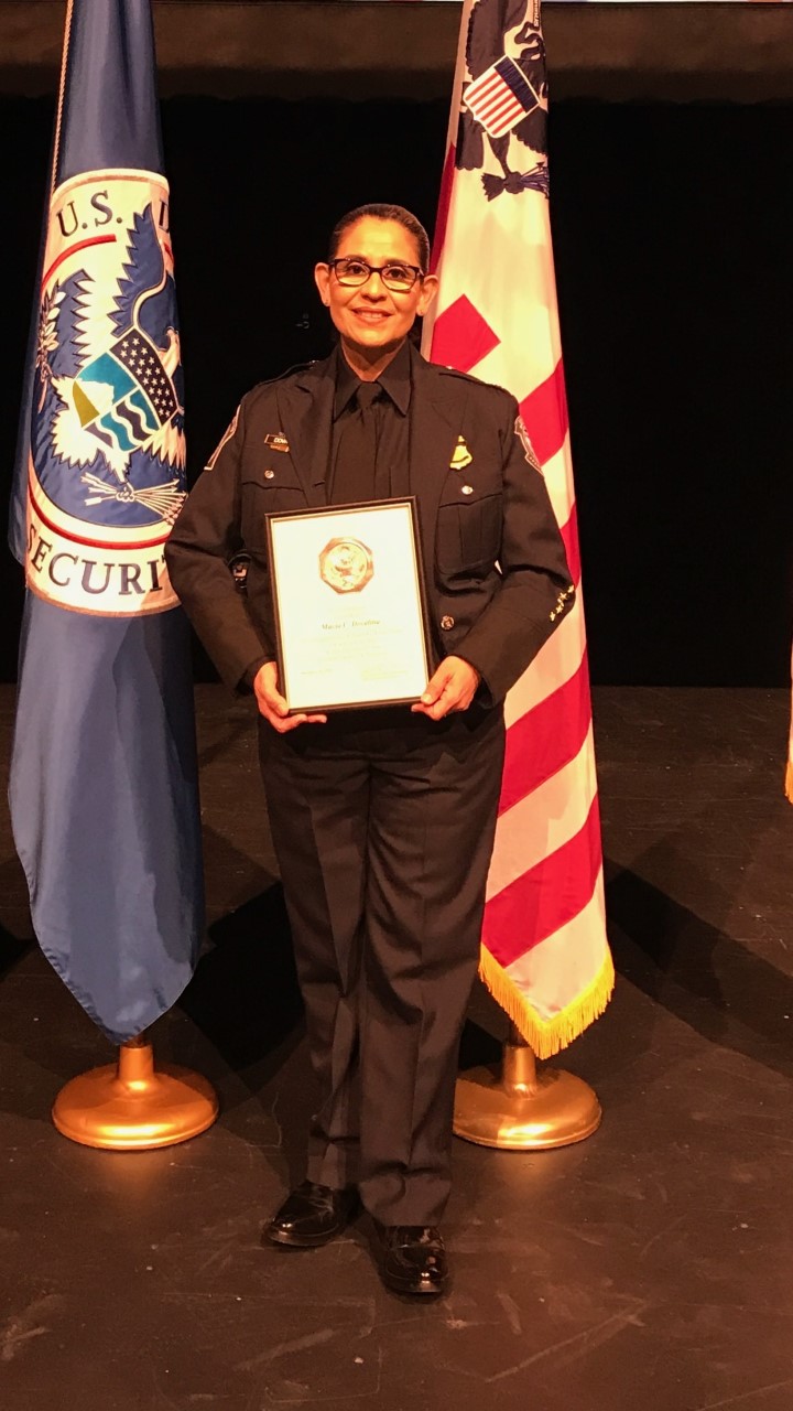 Avenida 35: Mucia Dovalina Q&A