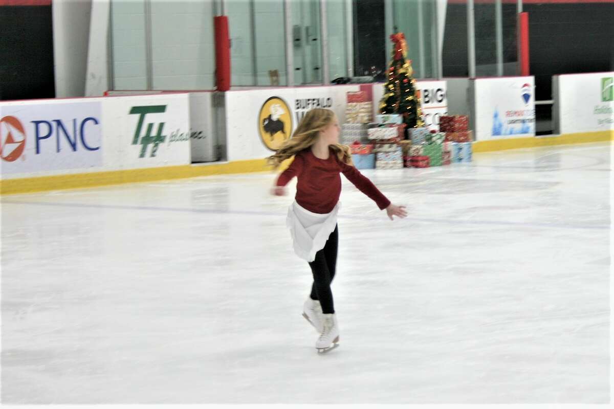 Big Rapids Skate Club hosts holiday showcase at Ferris State University