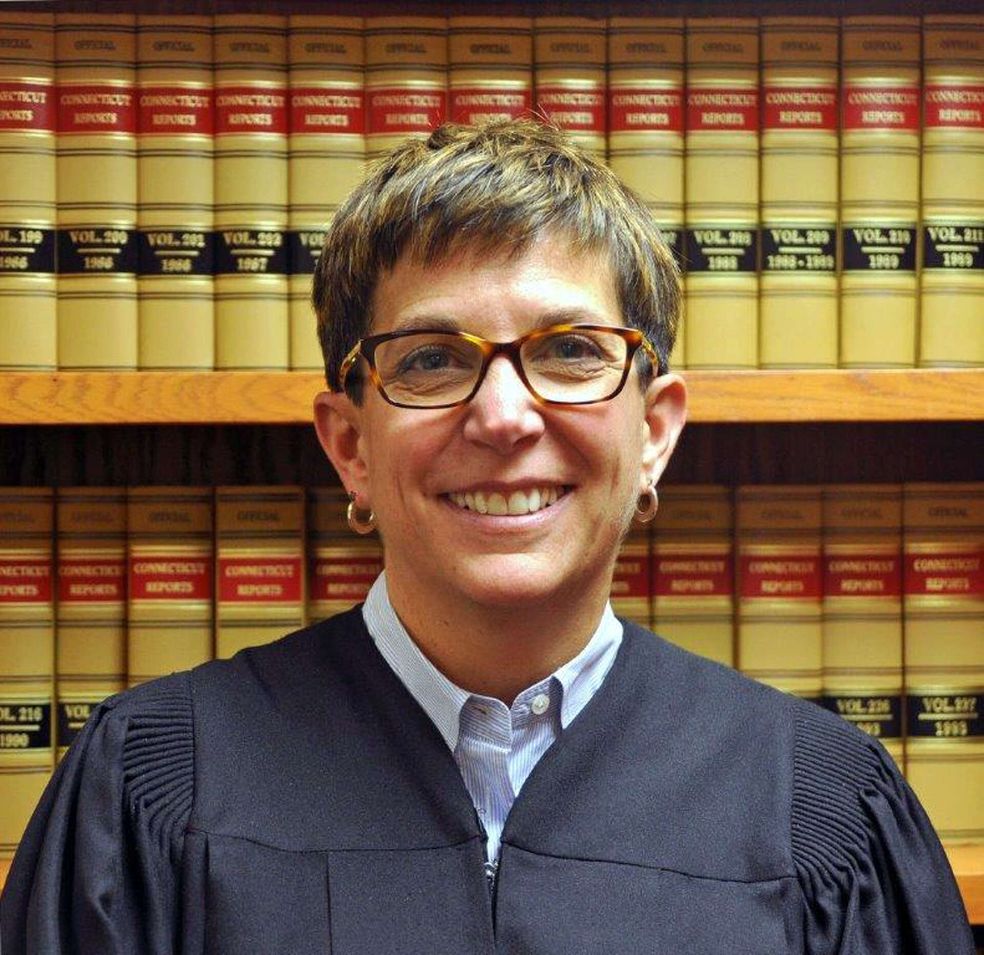 Two women to lead Connecticut Judicial Branch for first time