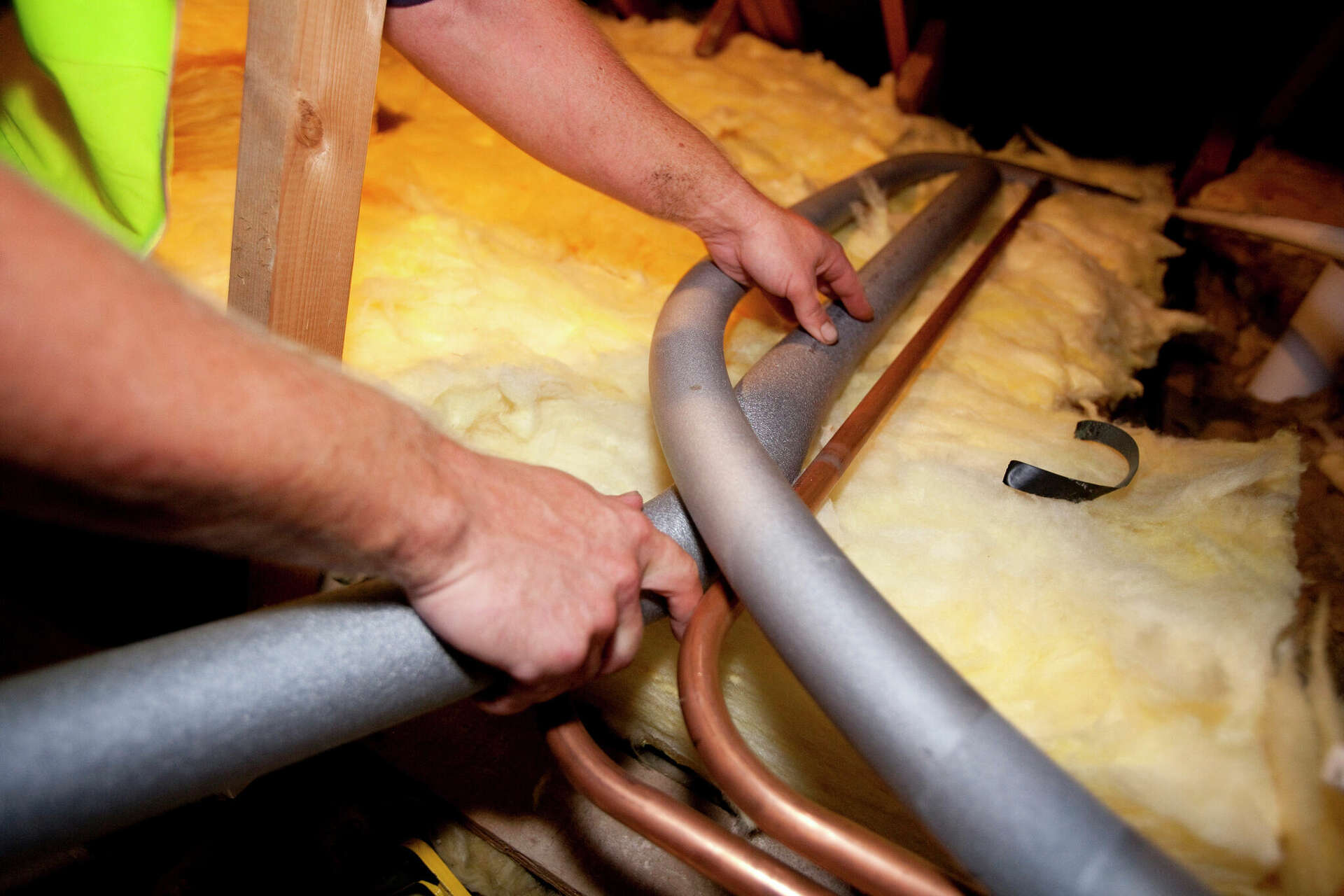 How to prepare and protect your pipes when it freezes in San Antonio