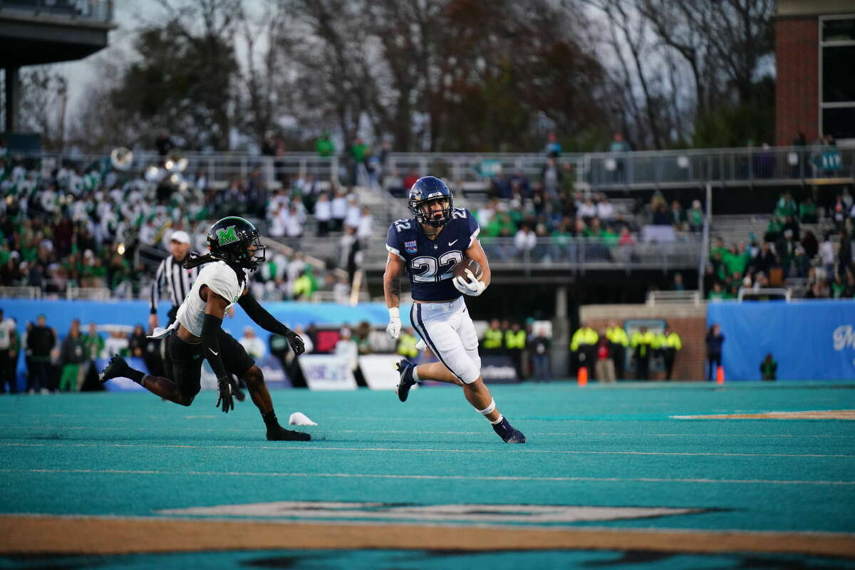 UConn ends Jim Mora's first season with loss in Myrtle Beach Bowl