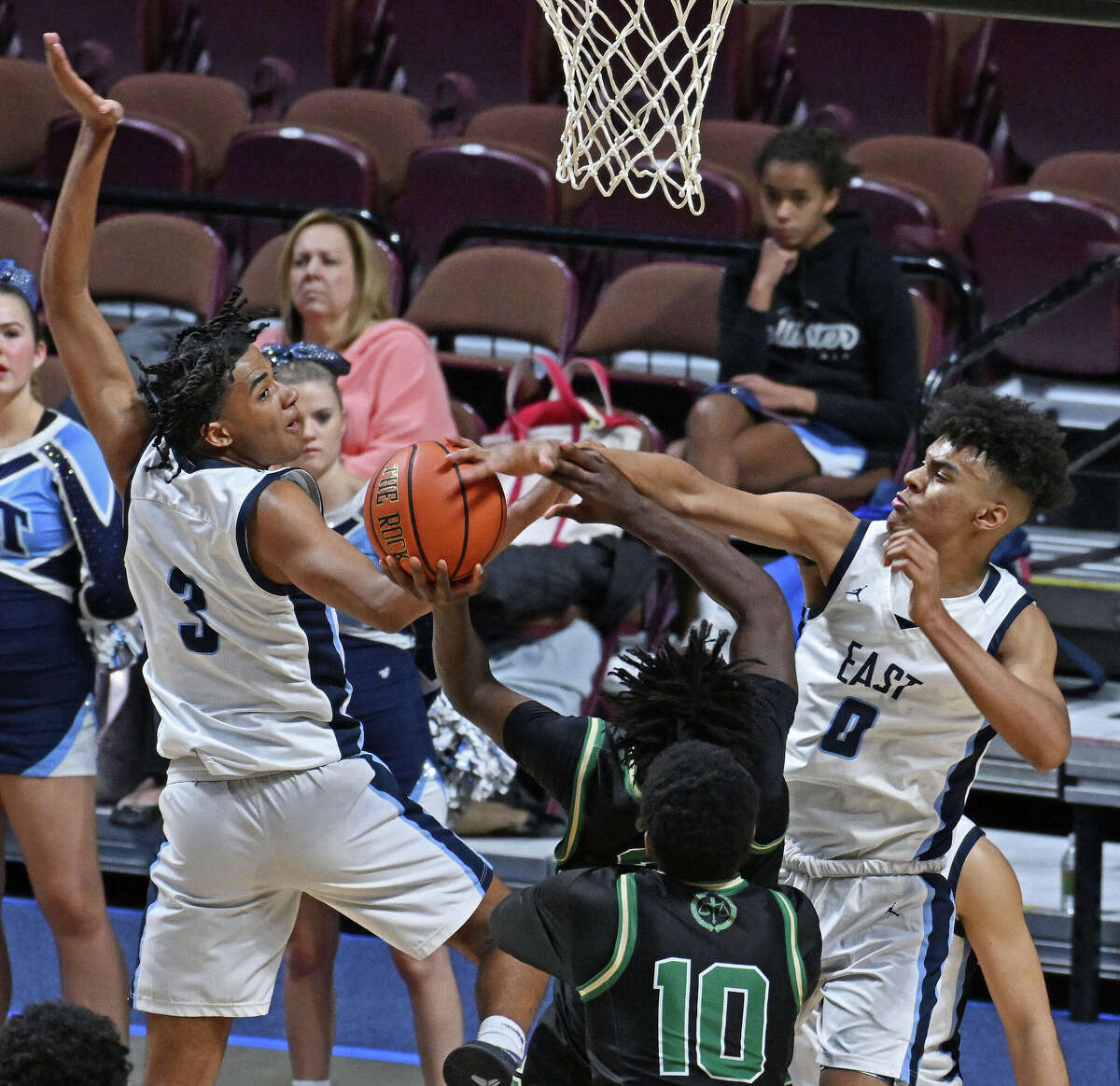 No. 1 East Catholic tops Notre Dame-West Haven in finals rematch