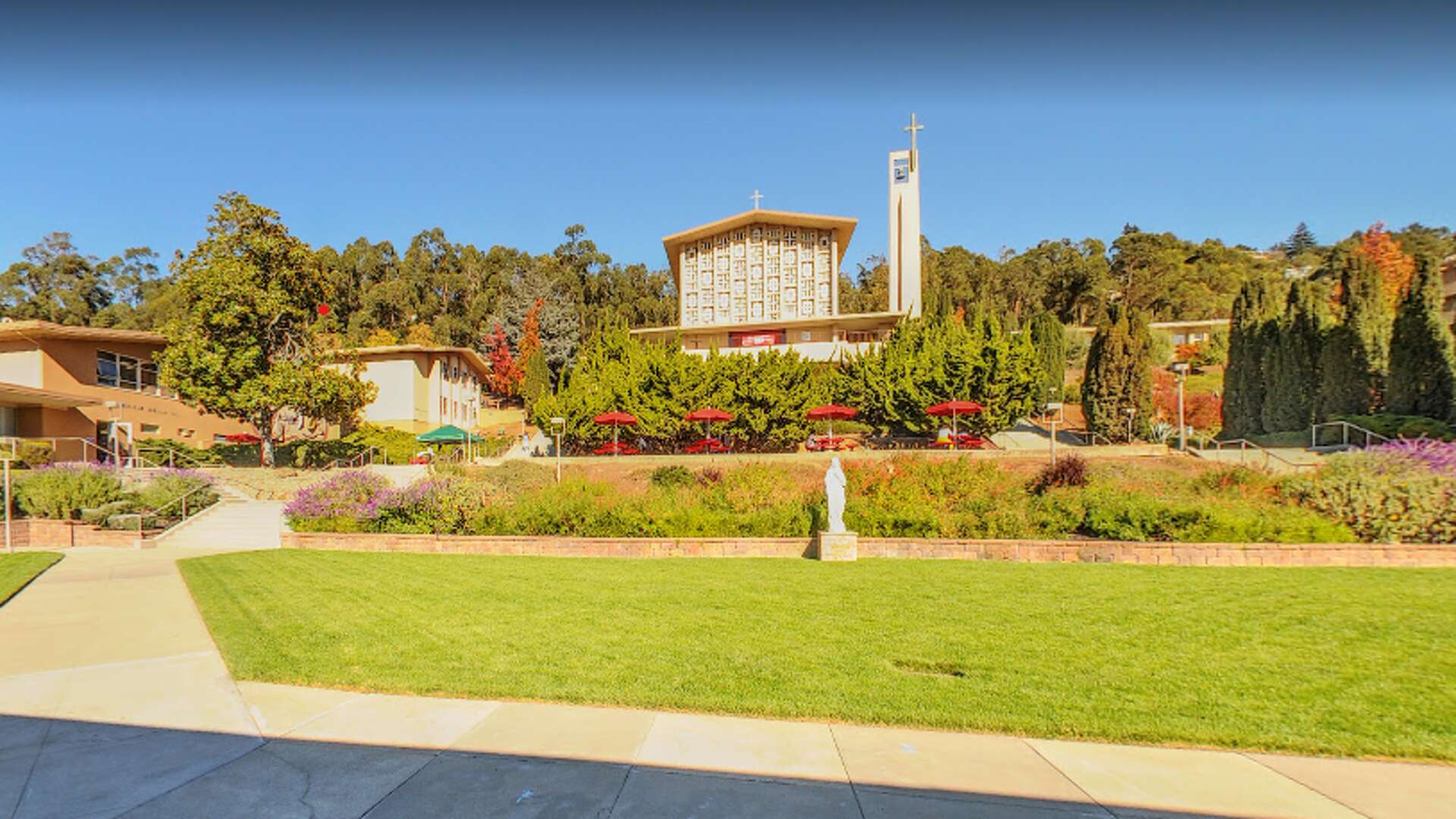 East Bay university closing after 154 years