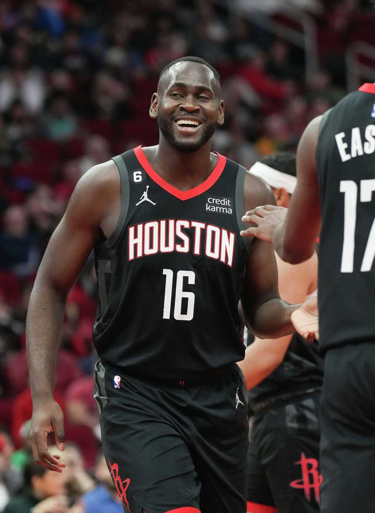 Houston Rockets show frustration, lack of energy in loss to Spurs