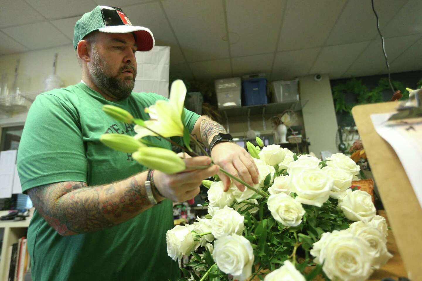 How a Fulshear flower shop owner became known worldwide