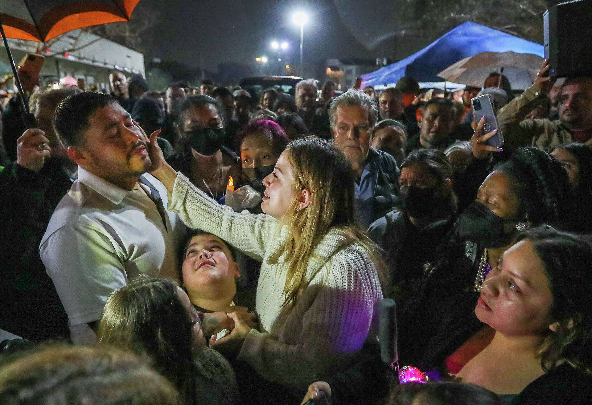 Tony Earls trial: Arlene Alvarez's father describes her final moments