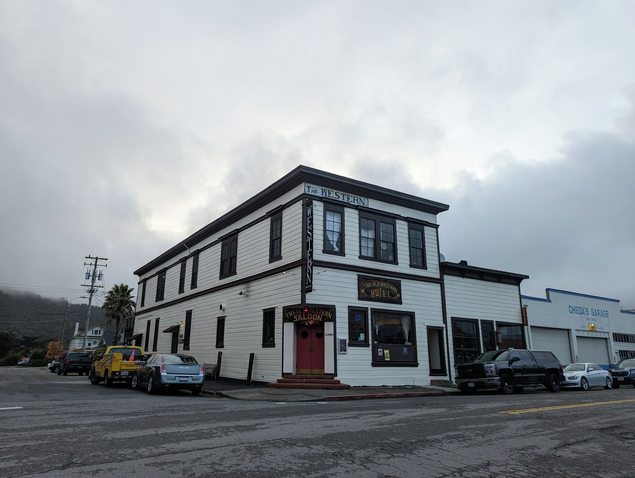 Storied Bay Area bar sells to nonprofit founded by tech mogul