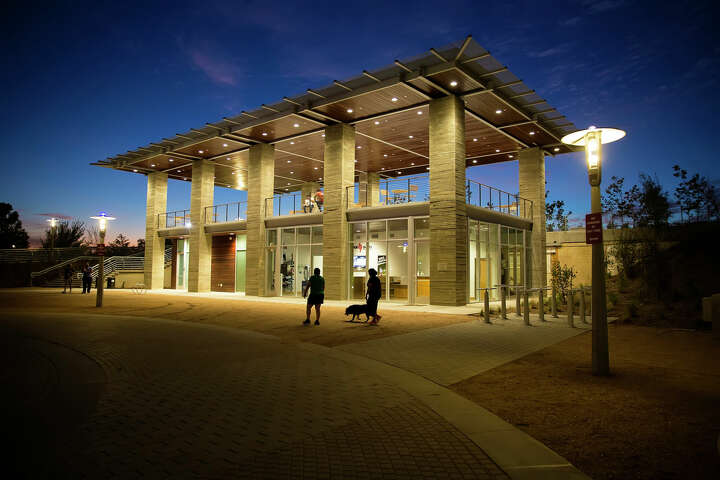 The 11 best things to do at Houston's Buffalo Bayou Park