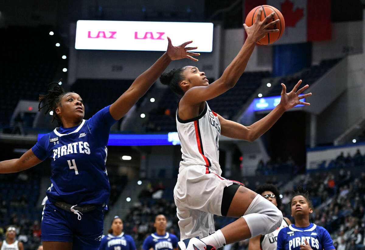 UConn women's basketball looks to fix turnover issue vs. Butler.
