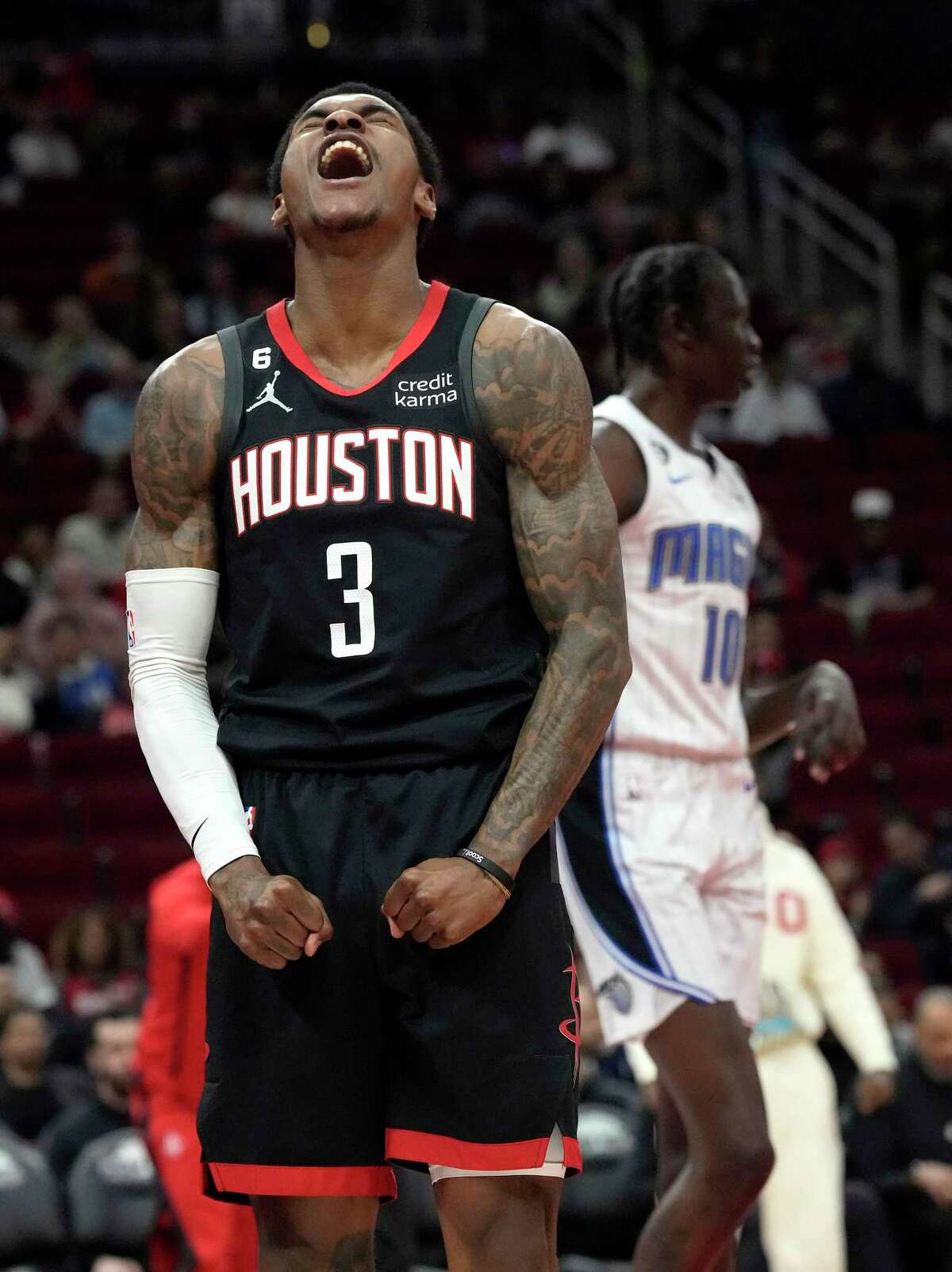 Houston Rockets: Team can't crack Magic's zone defense in loss