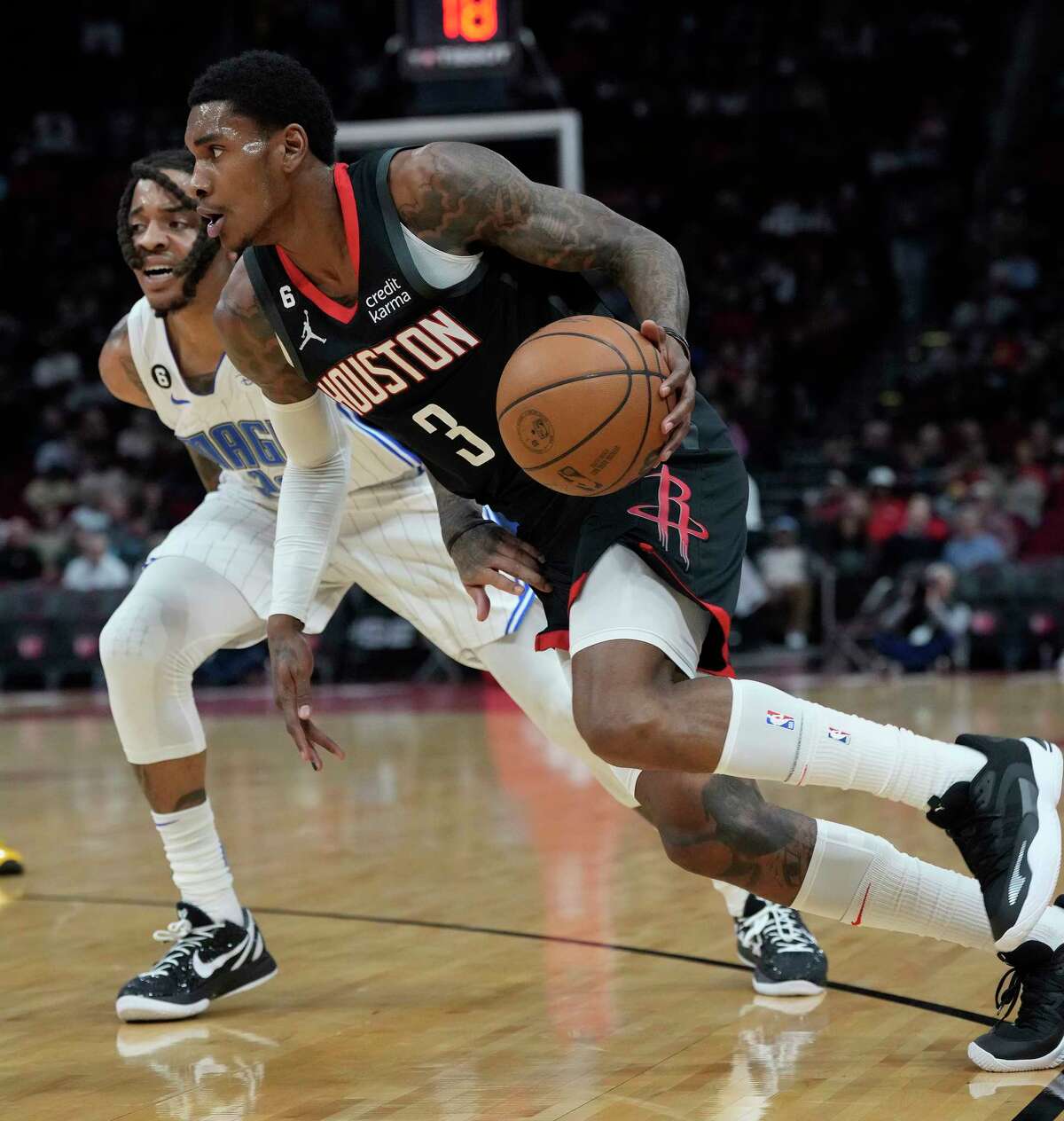 Houston Rockets: Team can't crack Magic's zone defense in loss