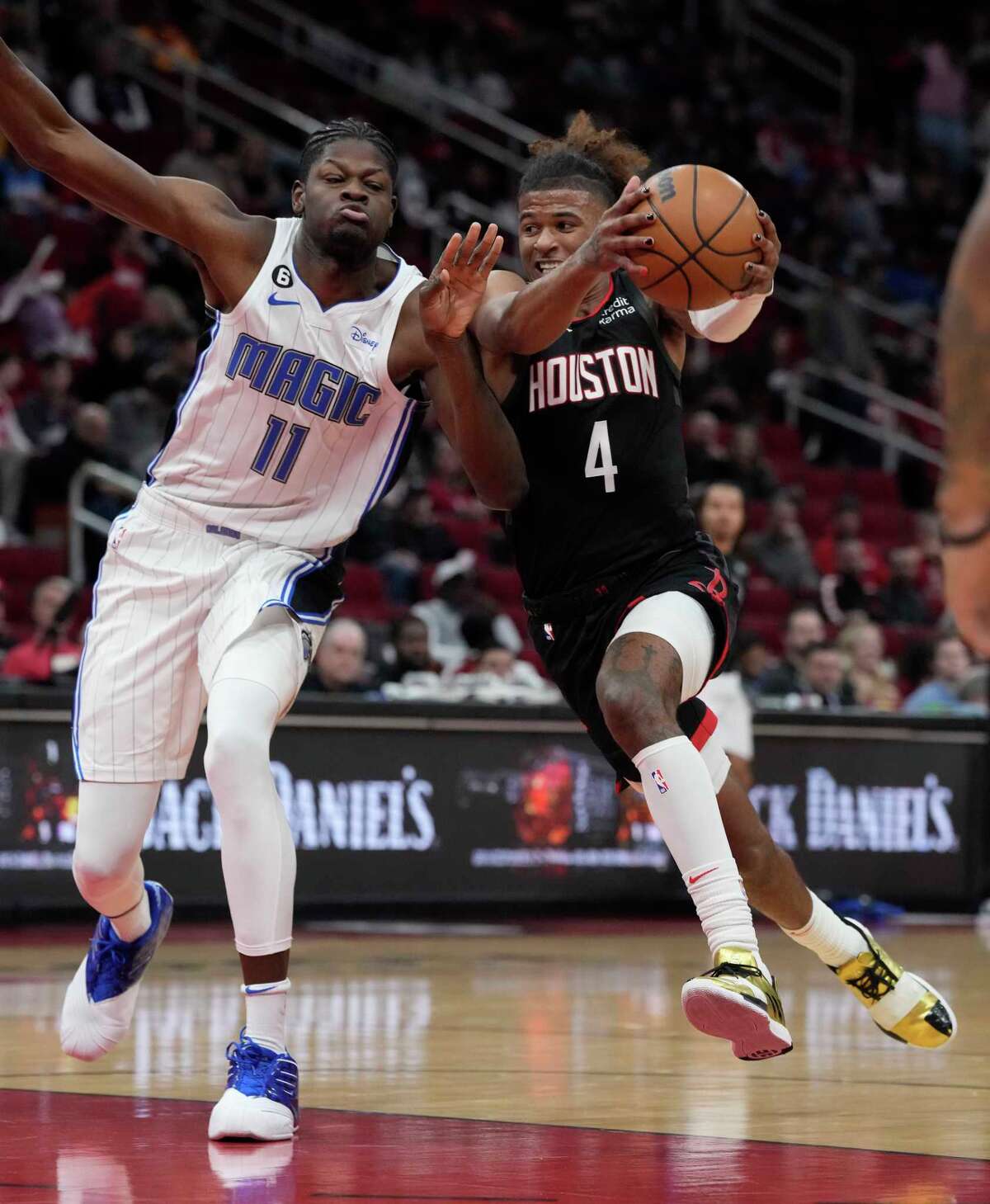 Houston Rockets: Team can't crack Magic's zone defense in loss