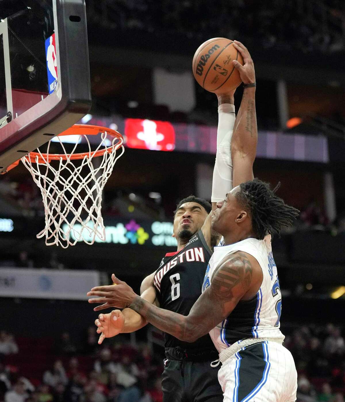 Houston Rockets: Team can't crack Magic's zone defense in loss