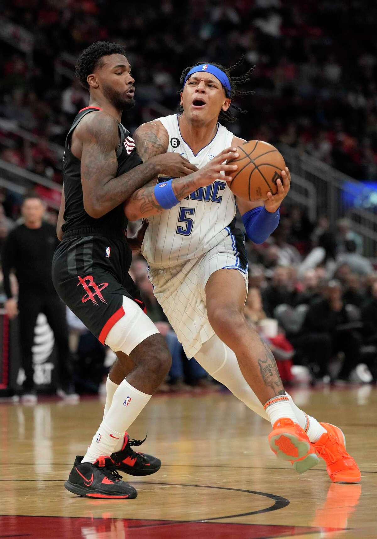 Houston Rockets: Team can't crack Magic's zone defense in loss