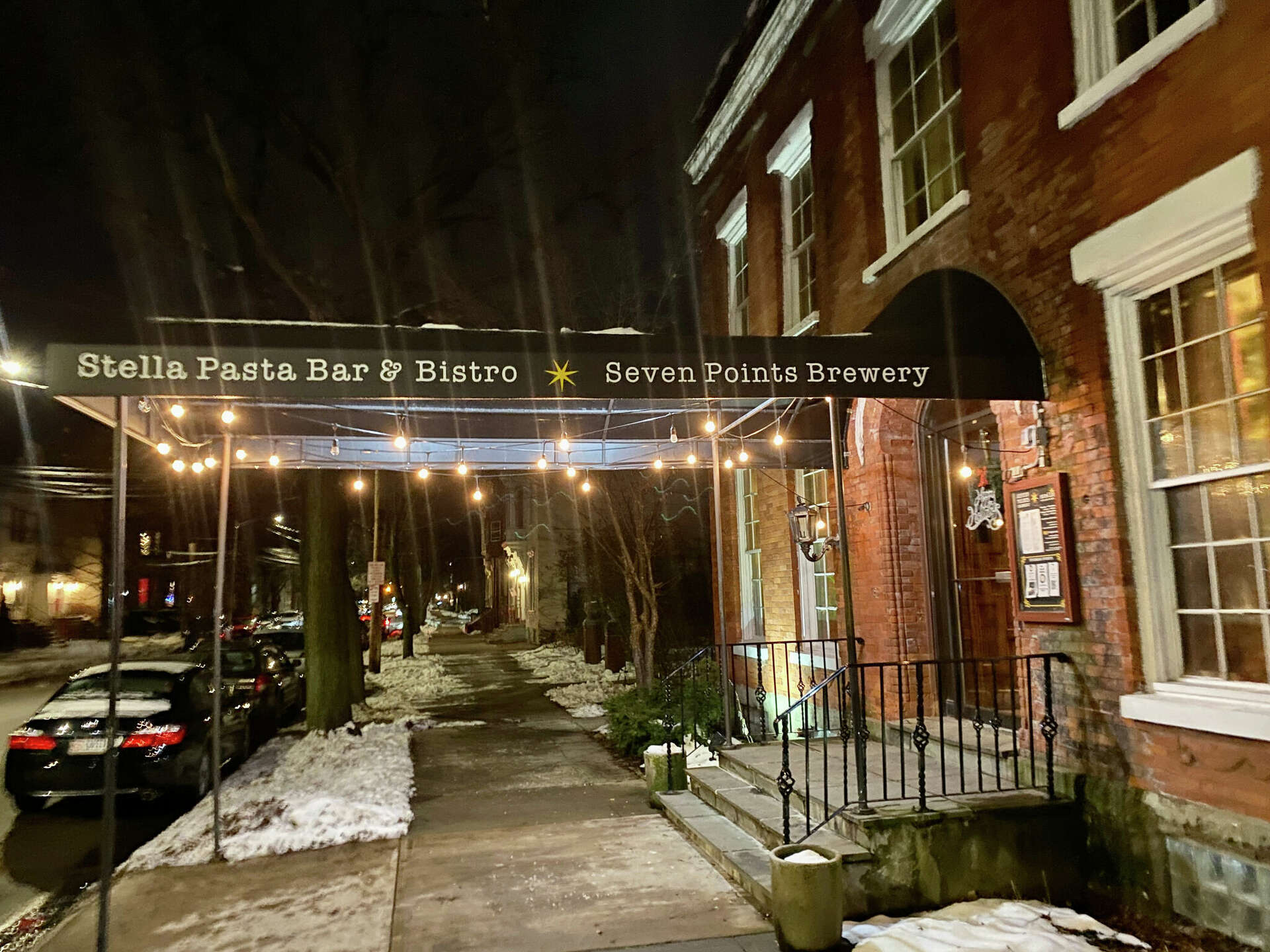 Stella Pasta Bar off to faltering start in Schenectady's Stockade