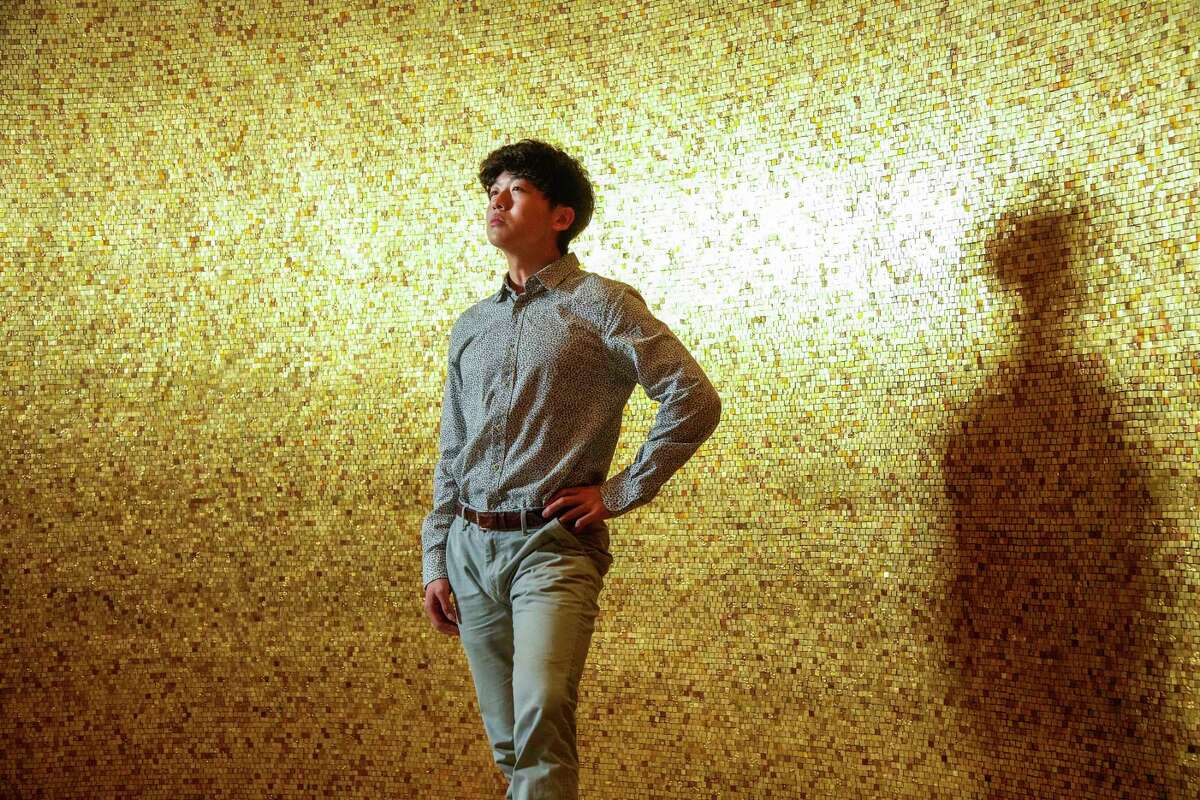 Rice business student serves as Woodlands congregation's organist