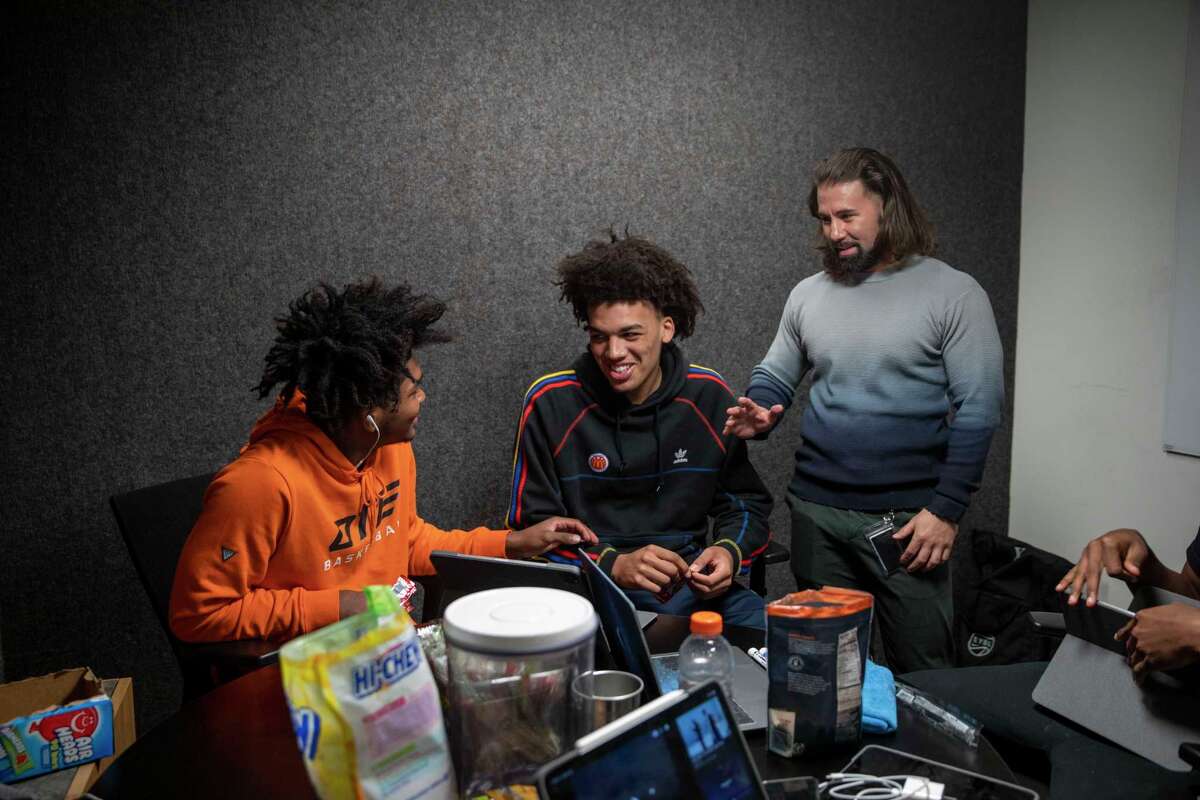 How Bryce Griggs, Tyler Smith are doing at Overtime Elite