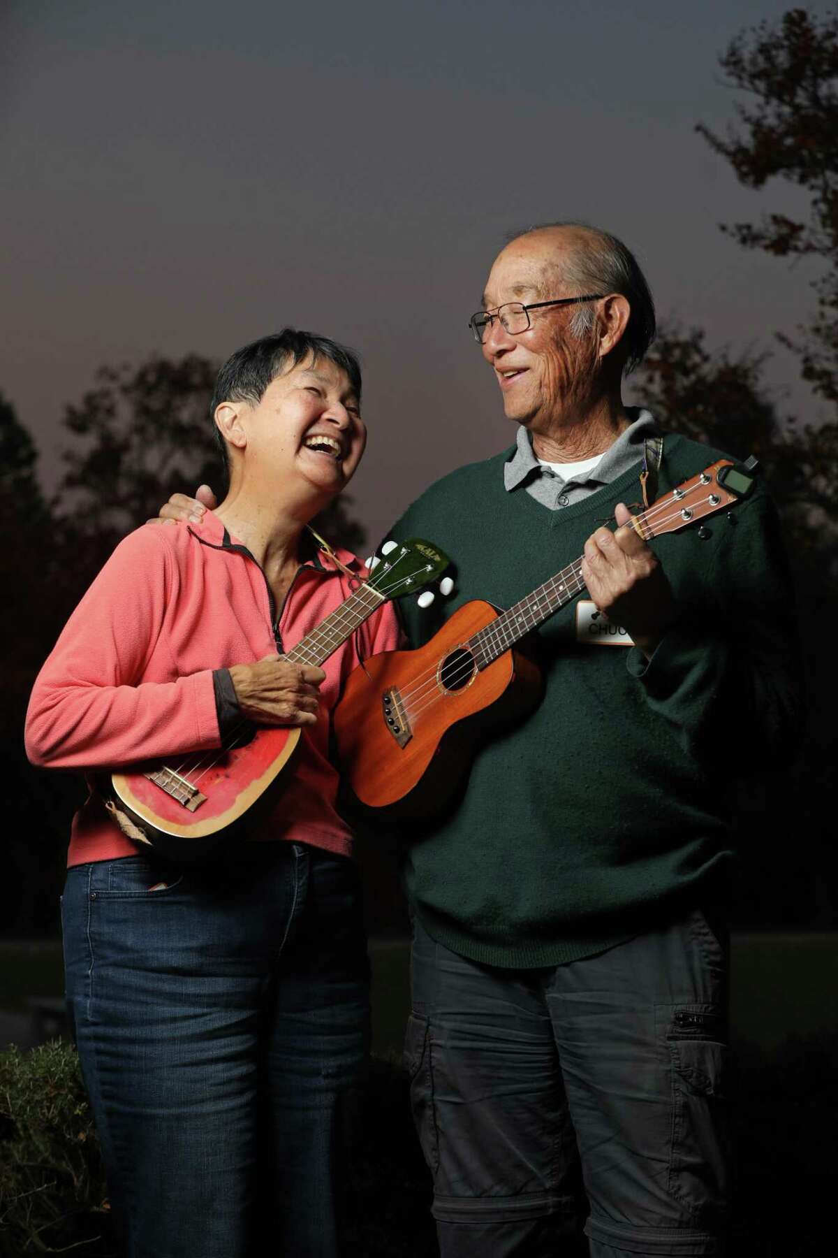 ‘Geriatric ukulele players’ share their musical joy by buying instruments for Bay Area schools