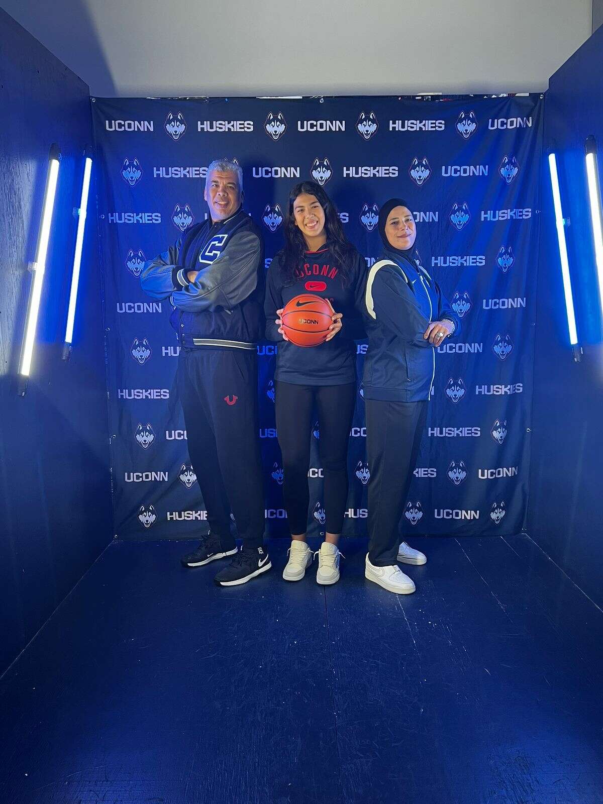 Jana El Alfy will come from Egypt to play for UConn's Geno Auriemma