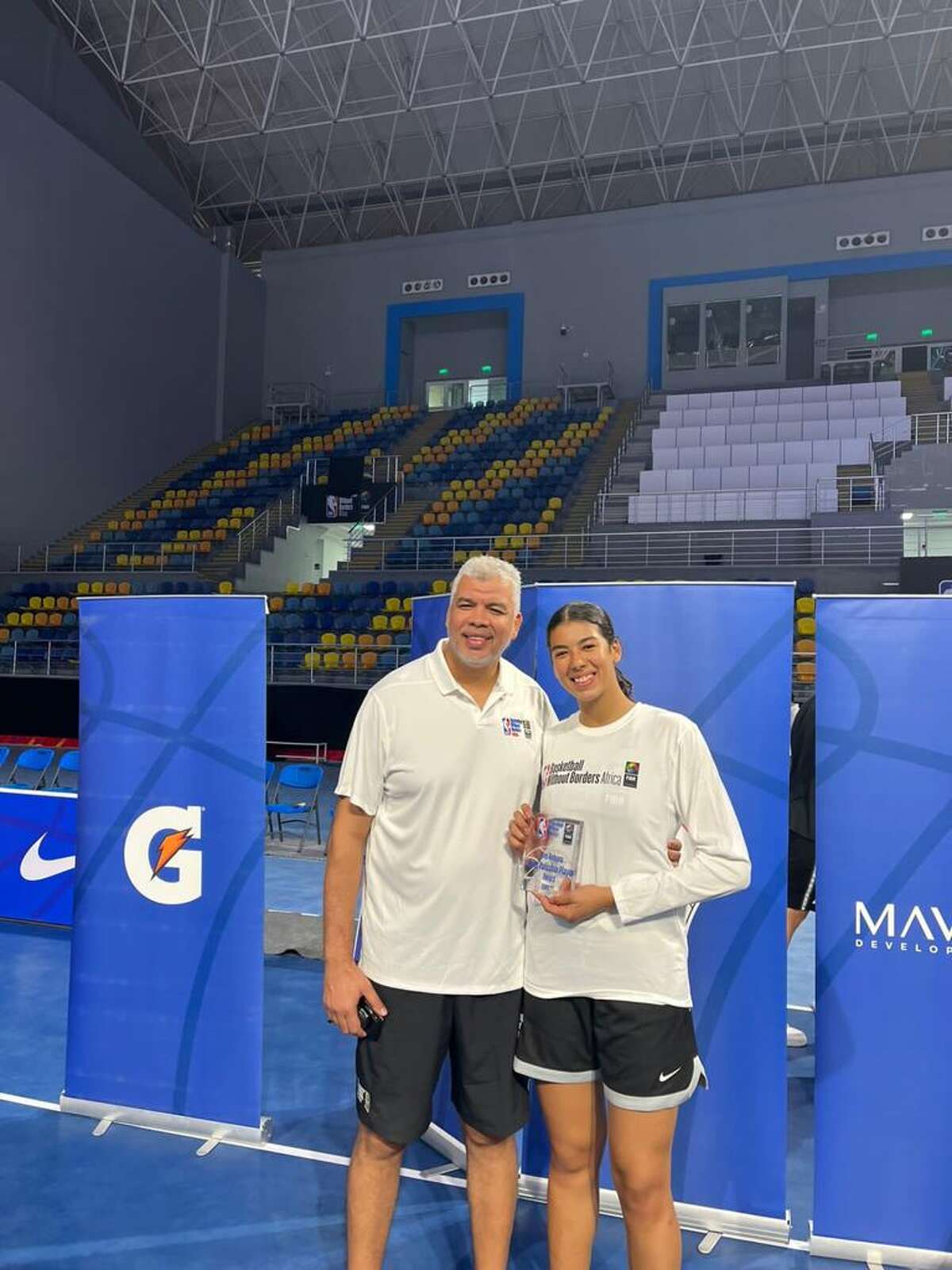 Jana El Alfy will come from Egypt to play for UConn's Geno Auriemma
