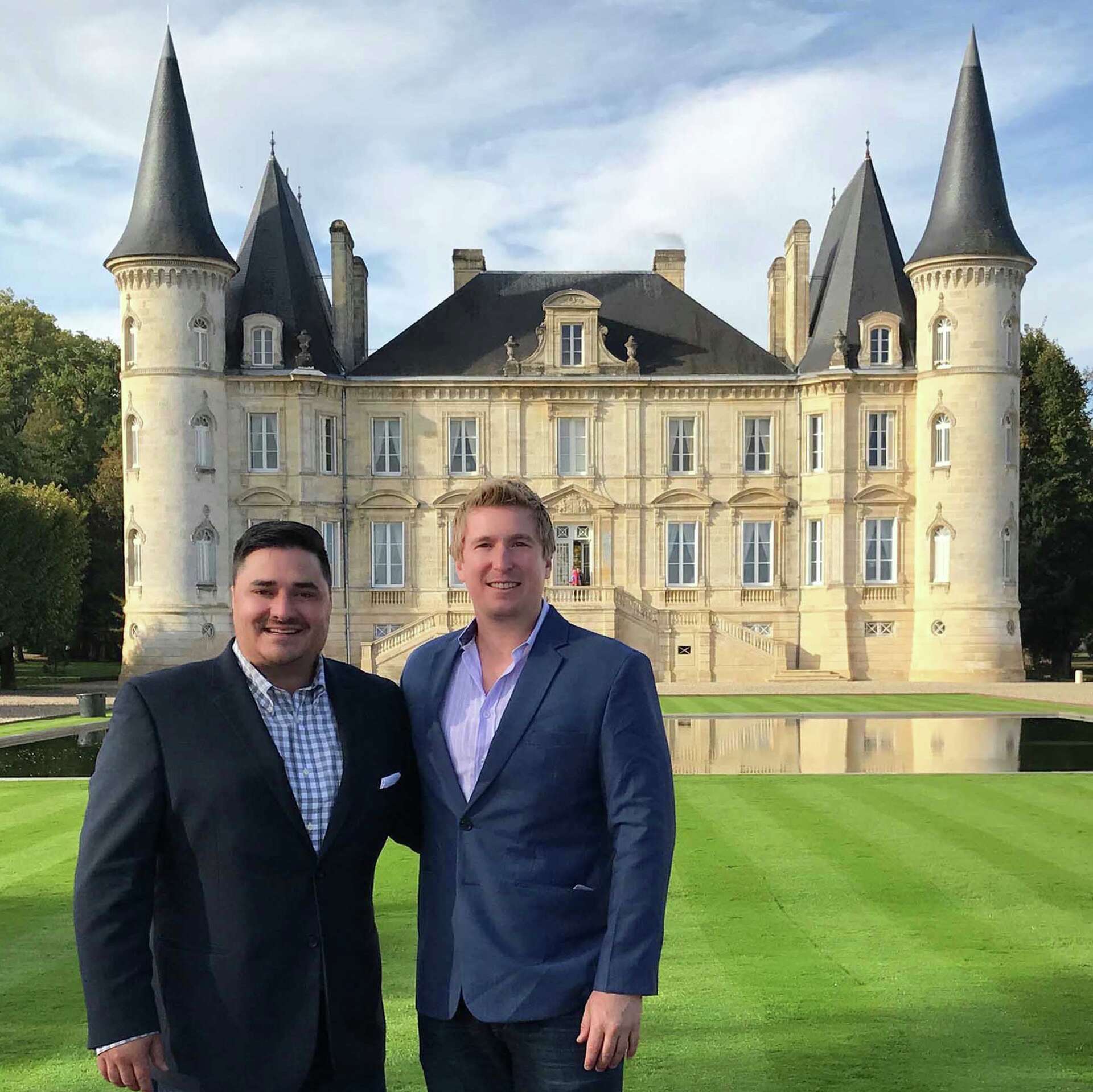 Buzzy wine club SommSelect has filed for bankruptcy