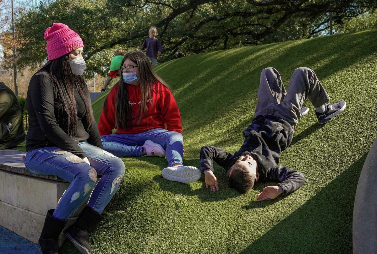 Houston mom grateful for lung transplant after severe COVID