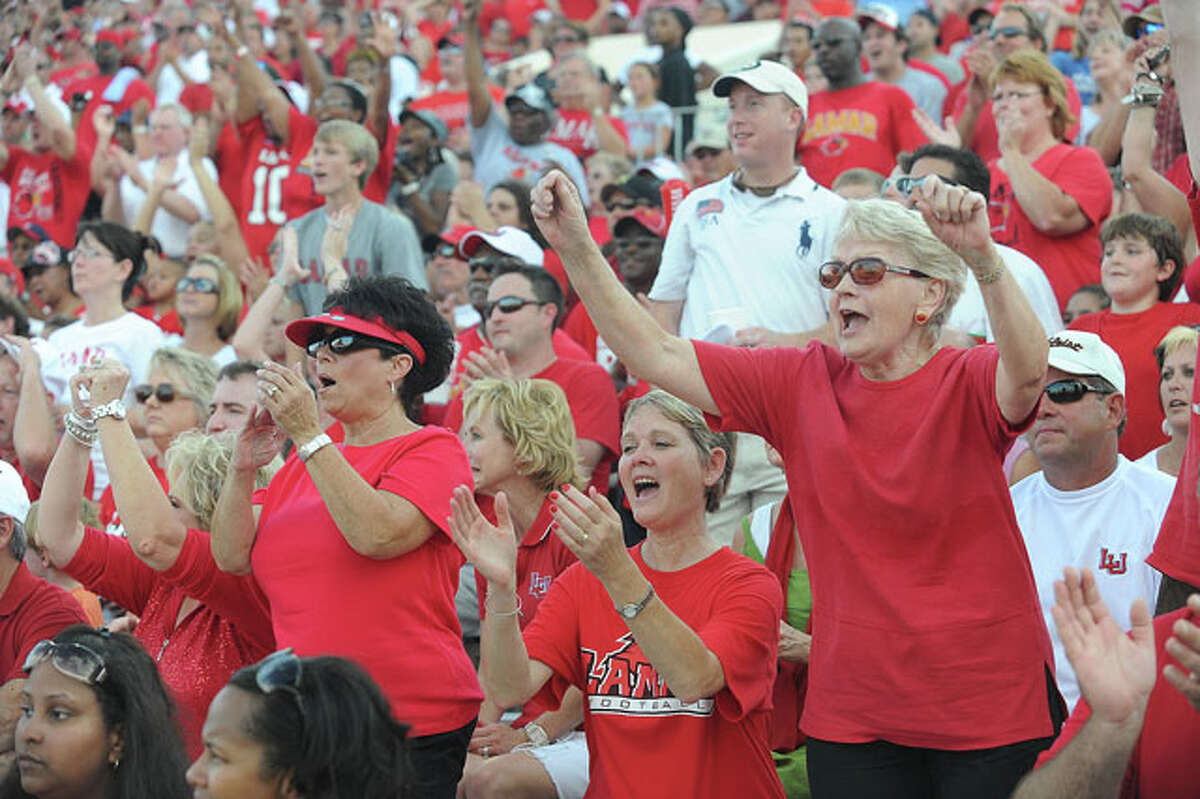 "Cardinal fans in the stands..."