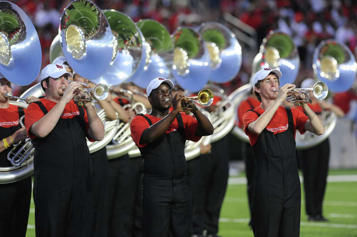 "Cardinal fans in the stands..."