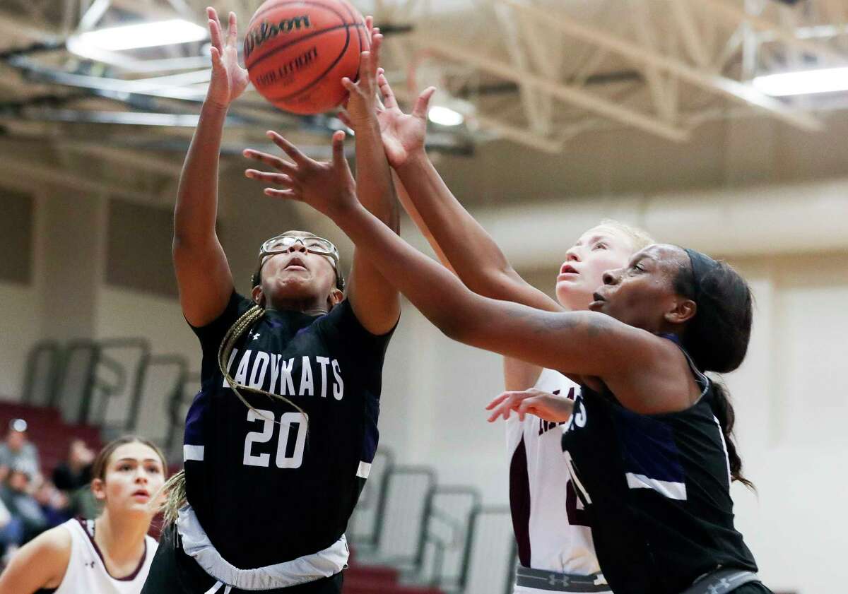 Willis surges with two wins at Magnolia Holiday Hoop Fest