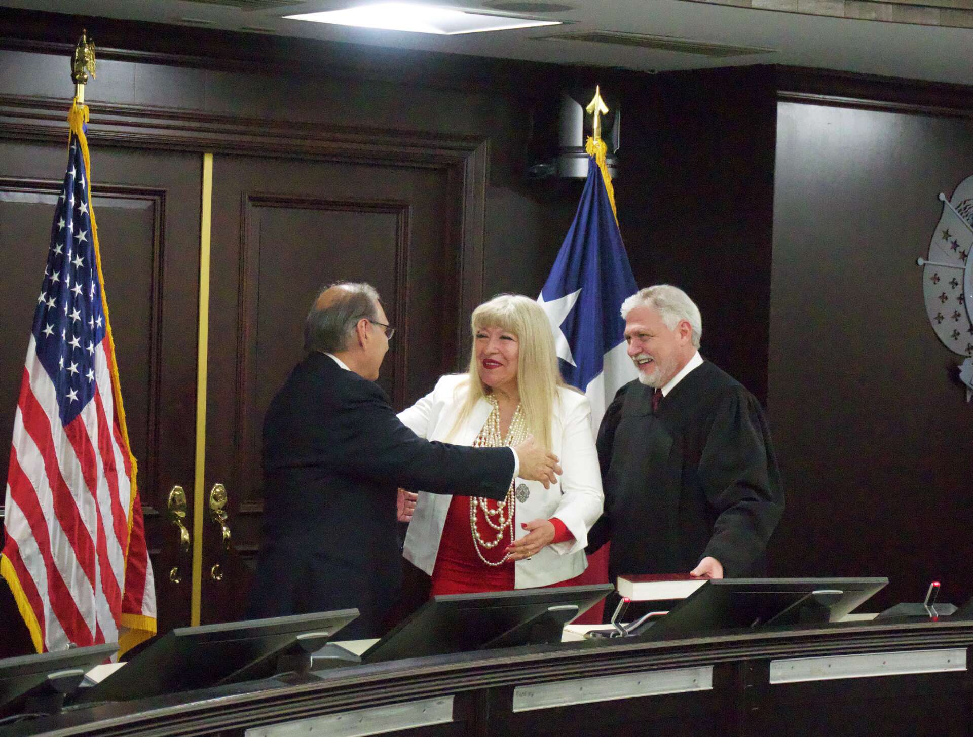 Dr. Victor Trevino sworn in as Laredo's 85th mayor