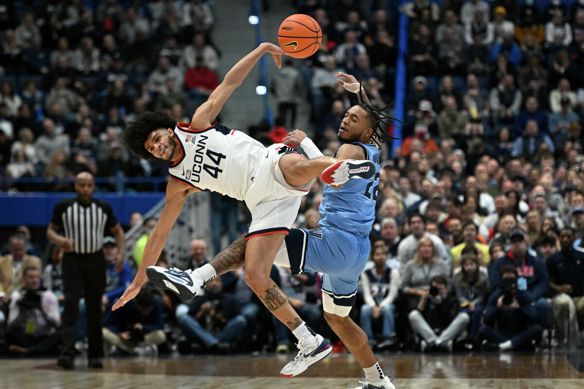 UConn tops Villanova behind Jordan Hawkins, Hassan Diarra
