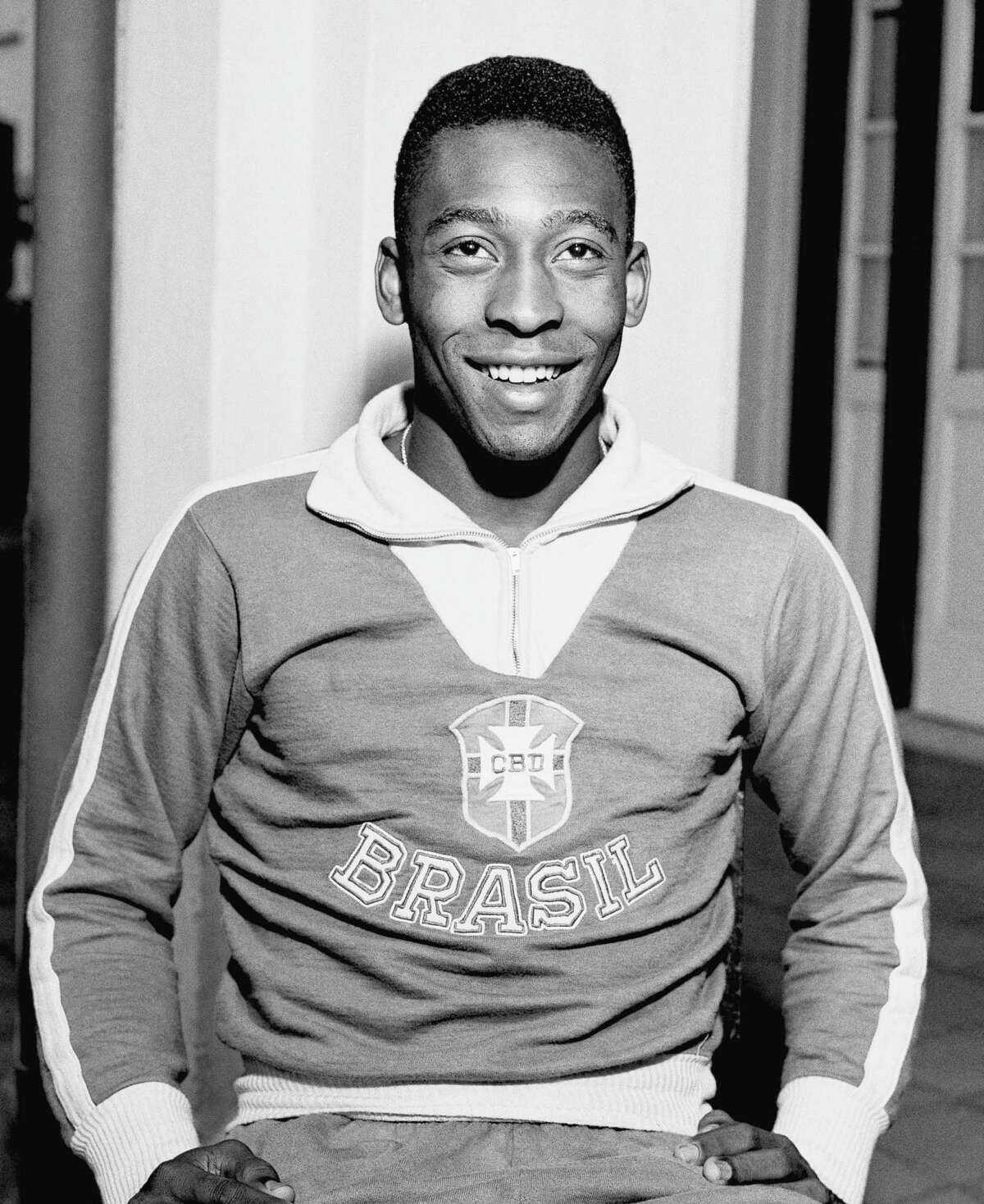 Pelé, Brazil’s mighty king of soccer, dies at 82