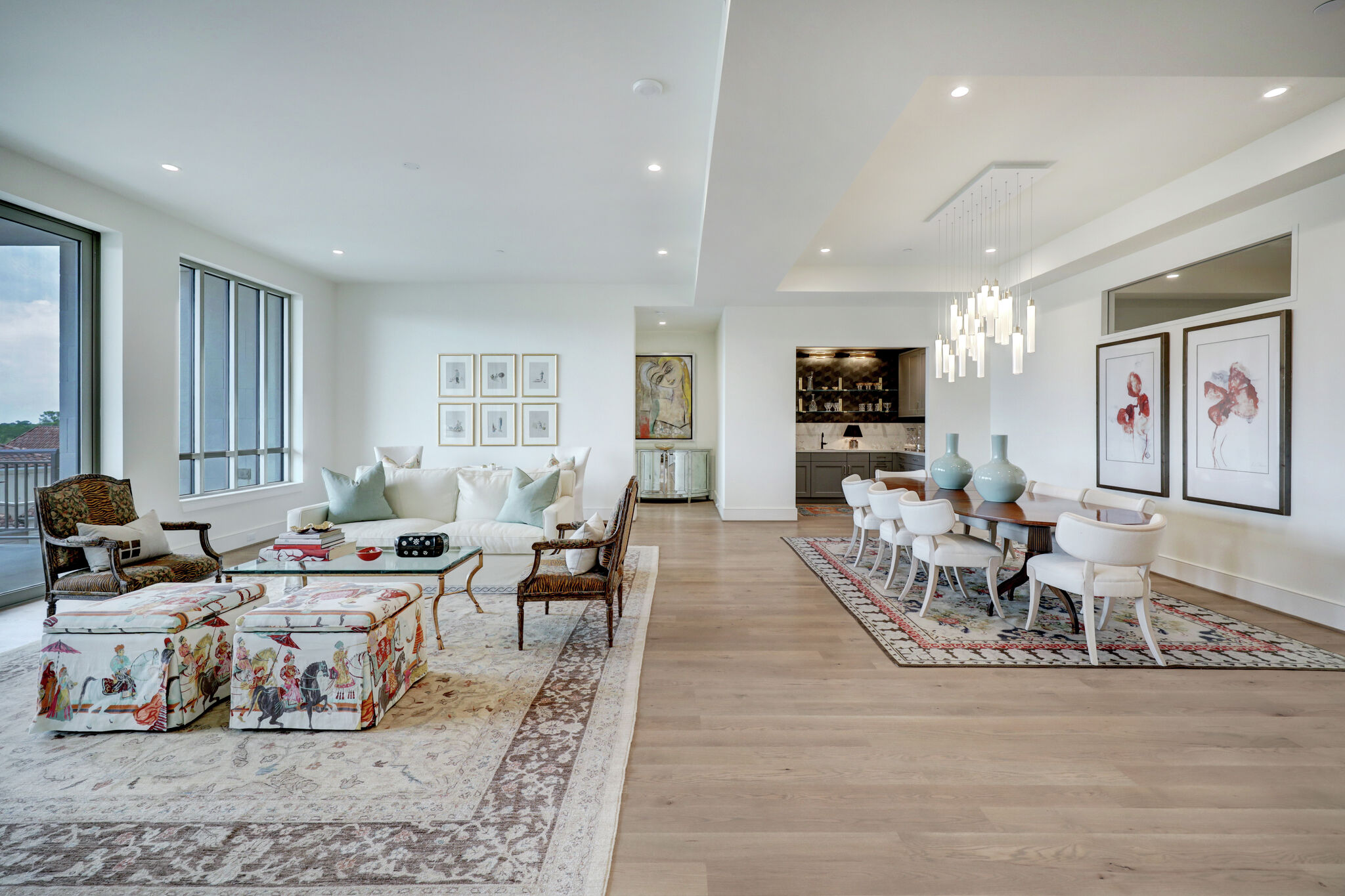 Timeless $2.6 million condo for sale in Houston's River Oaks