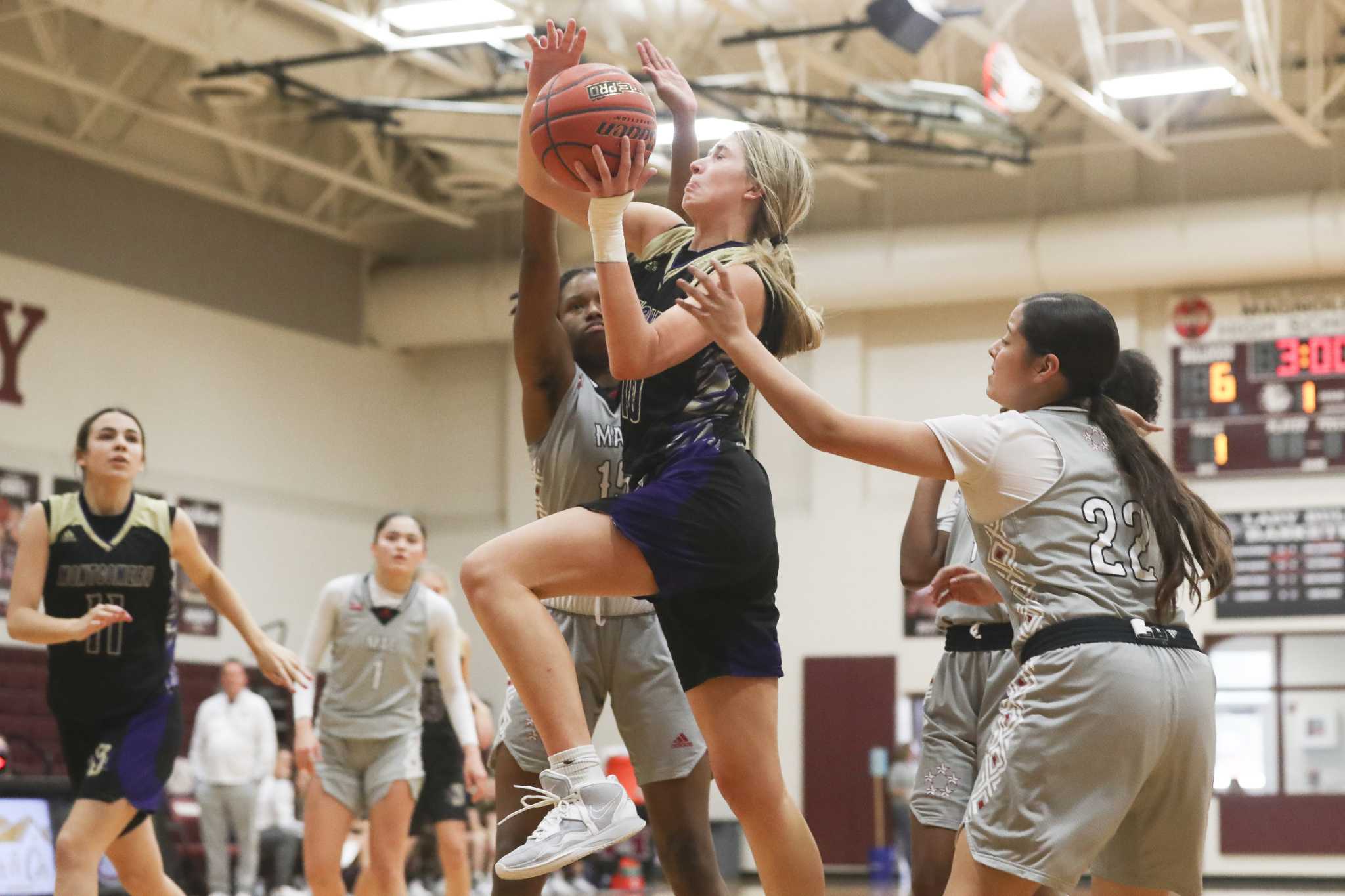 Montgomery dominates MacArthur, takes Magnolia tournament championship