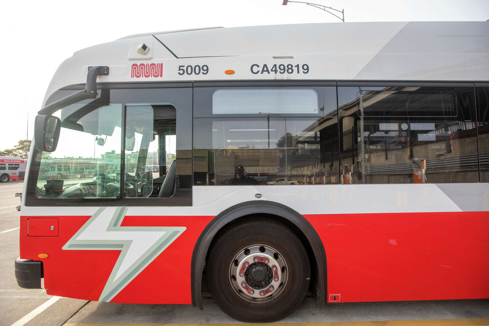 Proterra, Bay Area-based 'Tesla of electric buses,' goes bankrupt