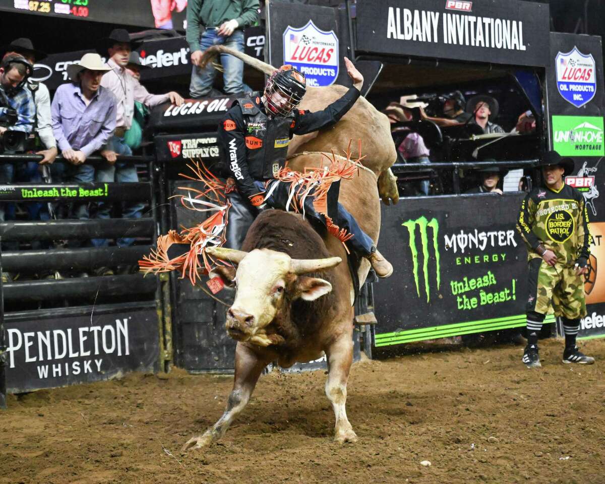 Bull riders finish their stay in Albany